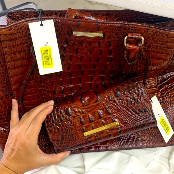 Brahmin | Bags | Brahmin Tote Bag And Wallet Never Been Used Still Has ...